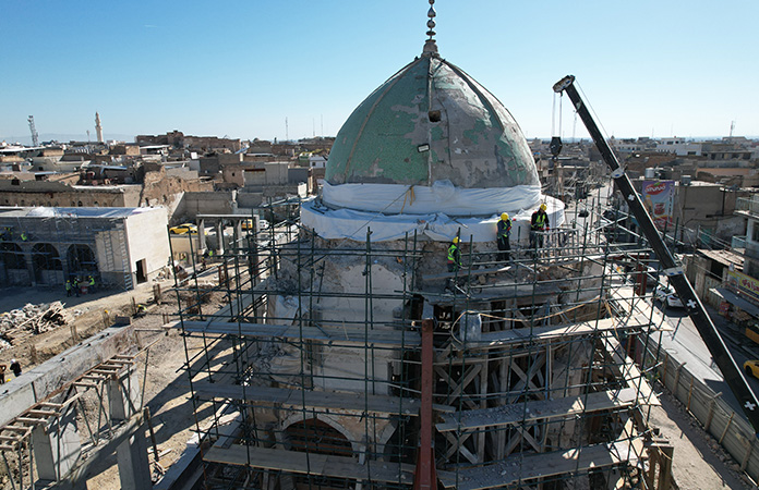 Hallan 5 bombas de una mezquita › San Luis Hoy