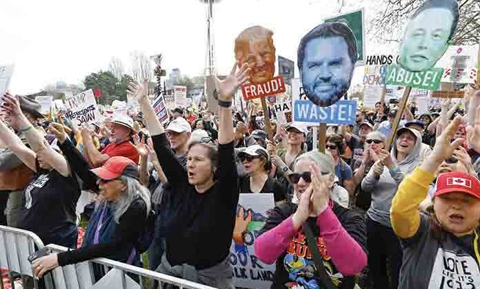 Estadounidenses muestran su furia › San Luis Hoy