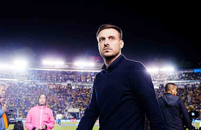 Cruz Azul logra un acuerdo con Anselmi y el Porto › San Luis Hoy