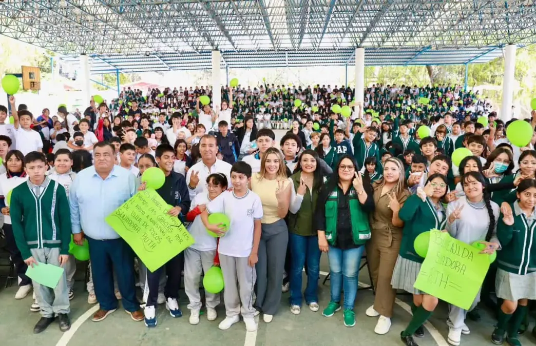 Cancela Ruth González trabajo en Senado por gira en colonias y escuelas ...