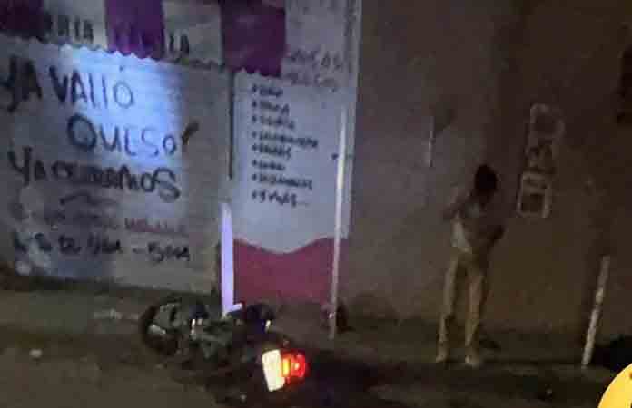 Fallece motociclista al chocar contrala banqueta › San Luis Hoy